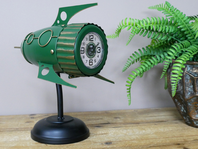Green Spaceship Clock – Black Sheep Interiors